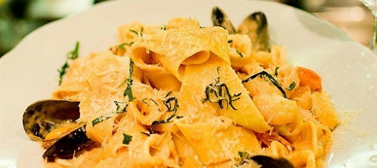 Паста с морепродуктами по рецепту ресторана «Мамина паста» рецепт ...